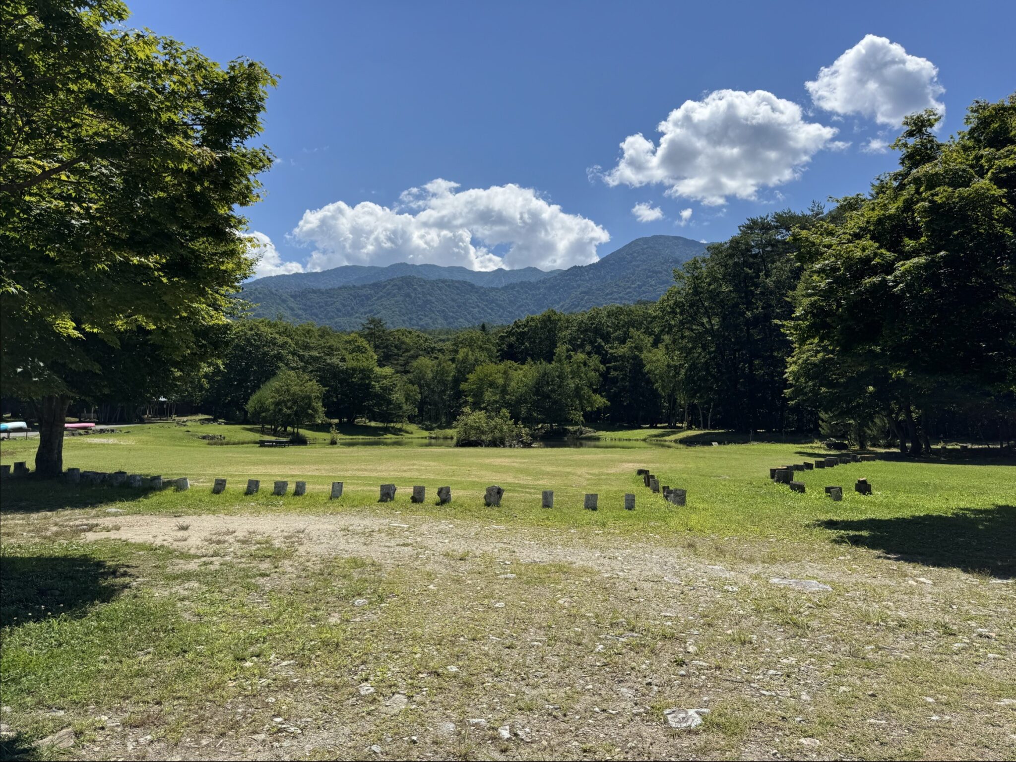 野外のフィールドで、新製品のサンプル確認と使用テストを行いました - コンペイジ株式会社（COMPASI CO.,LTD.）